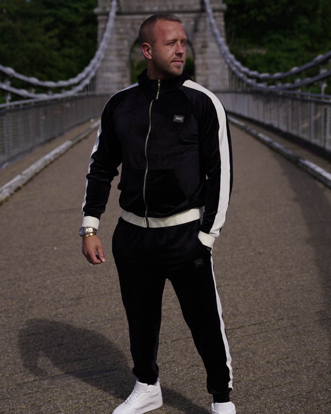 Stylish 2-Piece Black Velour Tracksuit - akpositive.com